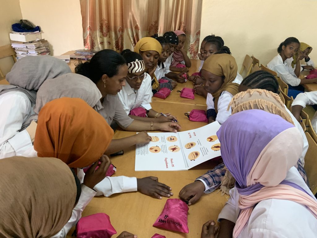 Mala ishiif: fala waaraa marsaa laguu ijoollee shamarraniif - Sheer ...